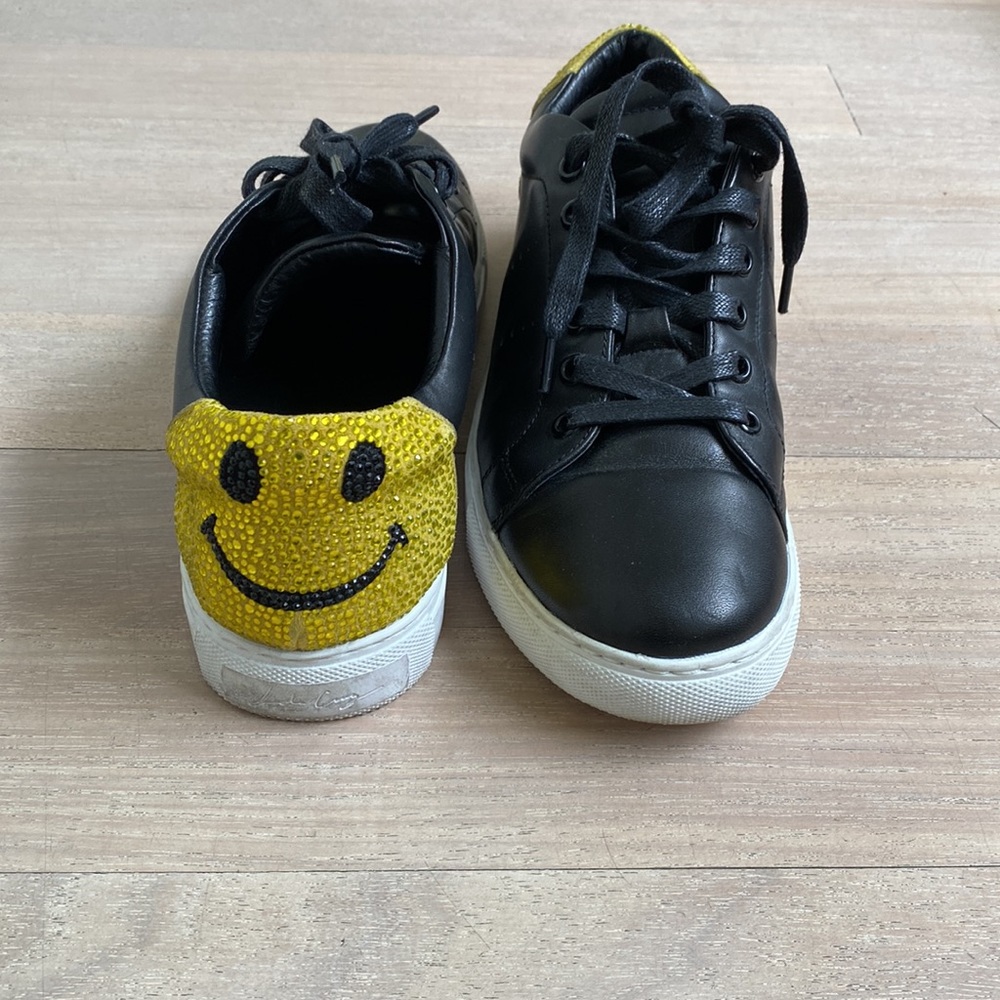 Lola Cruz Smiley Face Jeweled Leather Sneakers Size 39 - Gem
